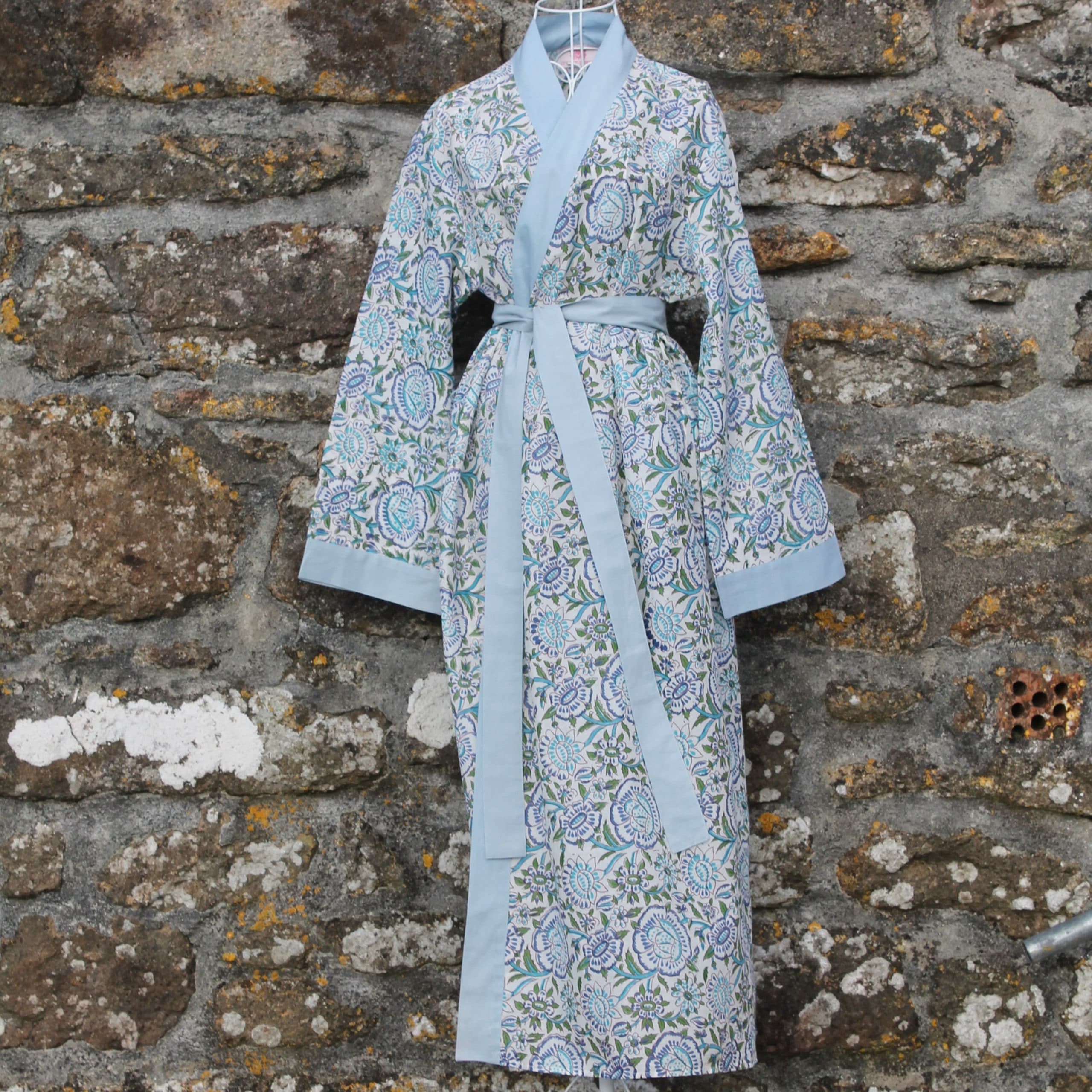 Azure Garden Lamorna Robe – Crimson Peacock