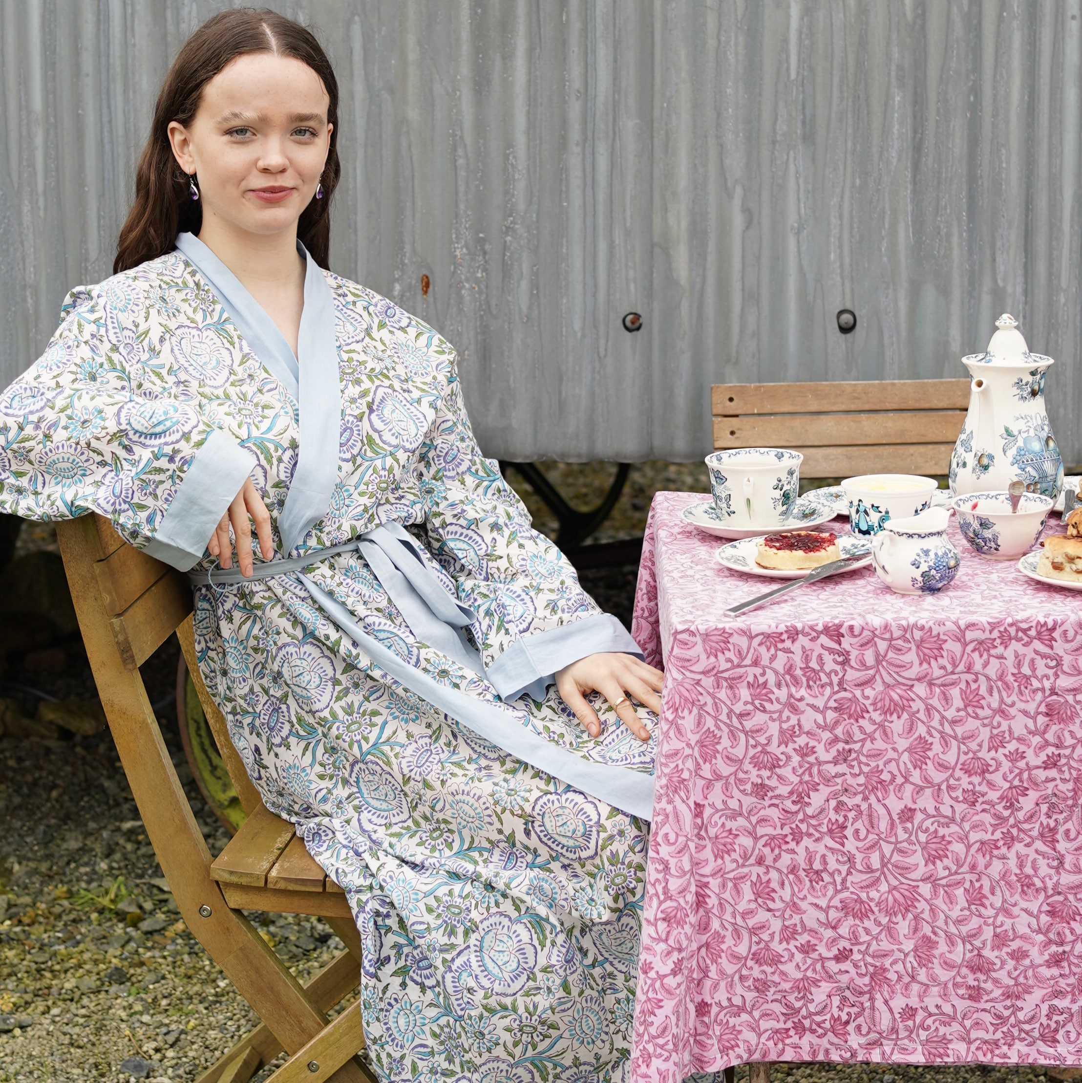 Azure Garden Lamorna Robe – Crimson Peacock